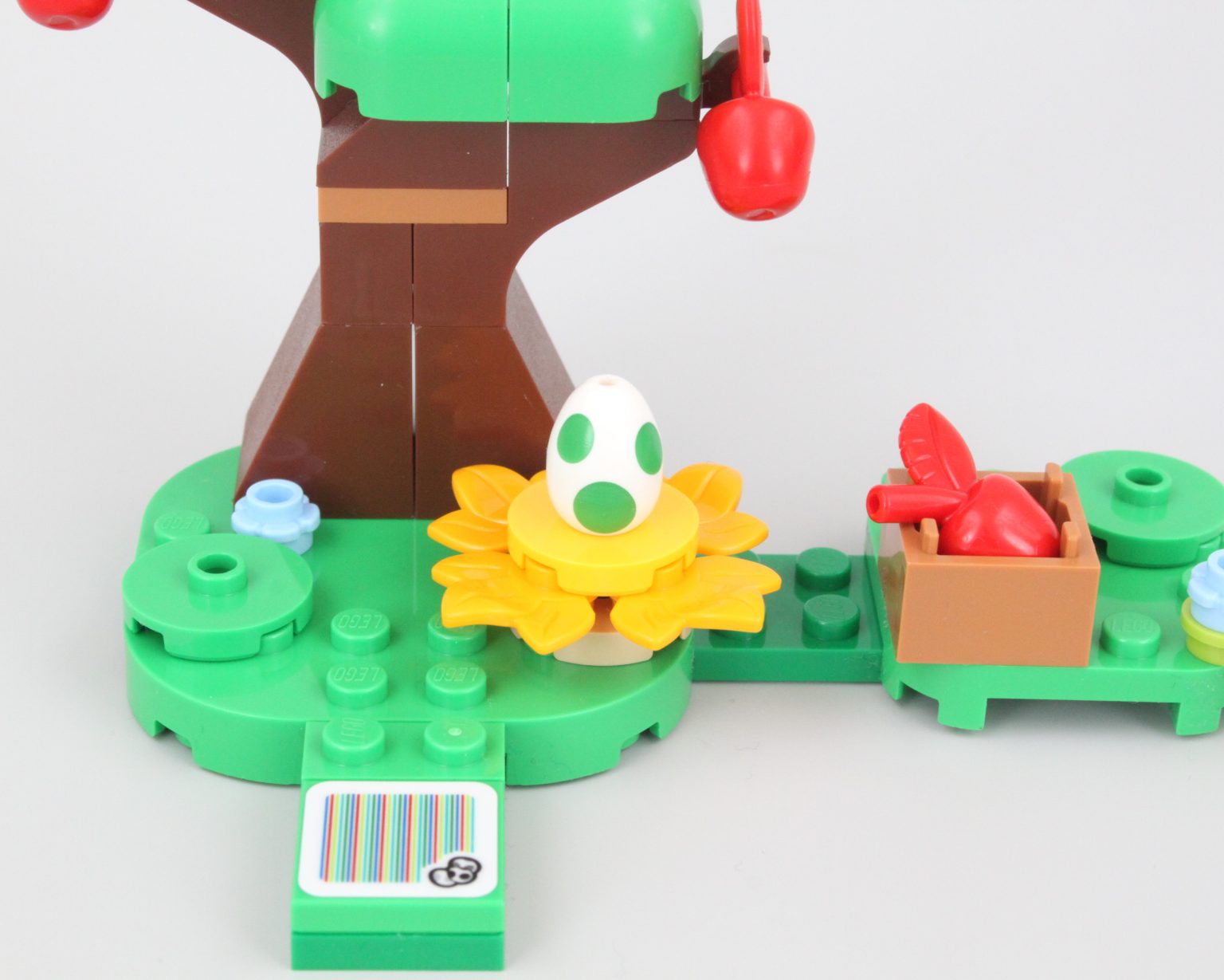 LEGO Super Mario 71428 Yoshis' Egg-cellent Forest review