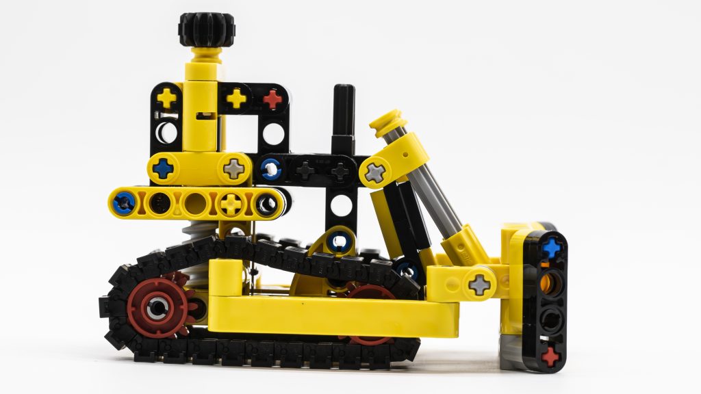 LEGO Technic 42163 Heavy-Duty Bulldozer review