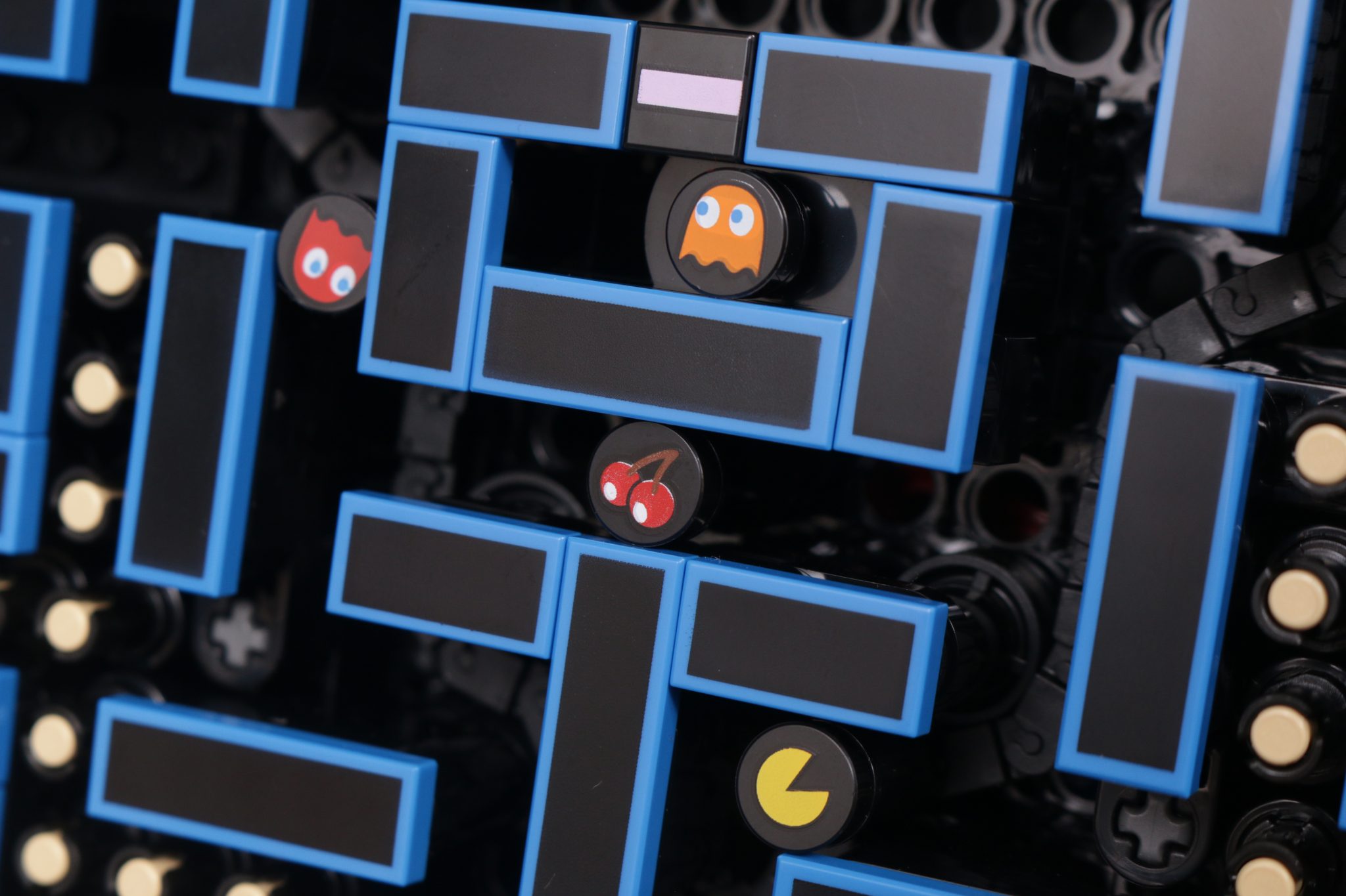 We rebuilt LEGO Icons 10323 PAC-MAN Arcade, and…