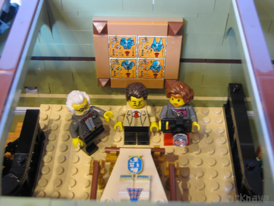 LEGO 10326 Natural History Museum gets Adventurers makeover