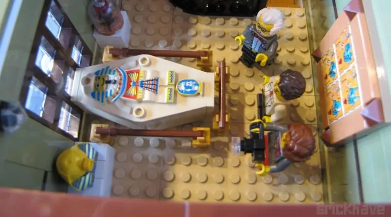 LEGO 10326 Natural History Museum gets Adventurers makeover