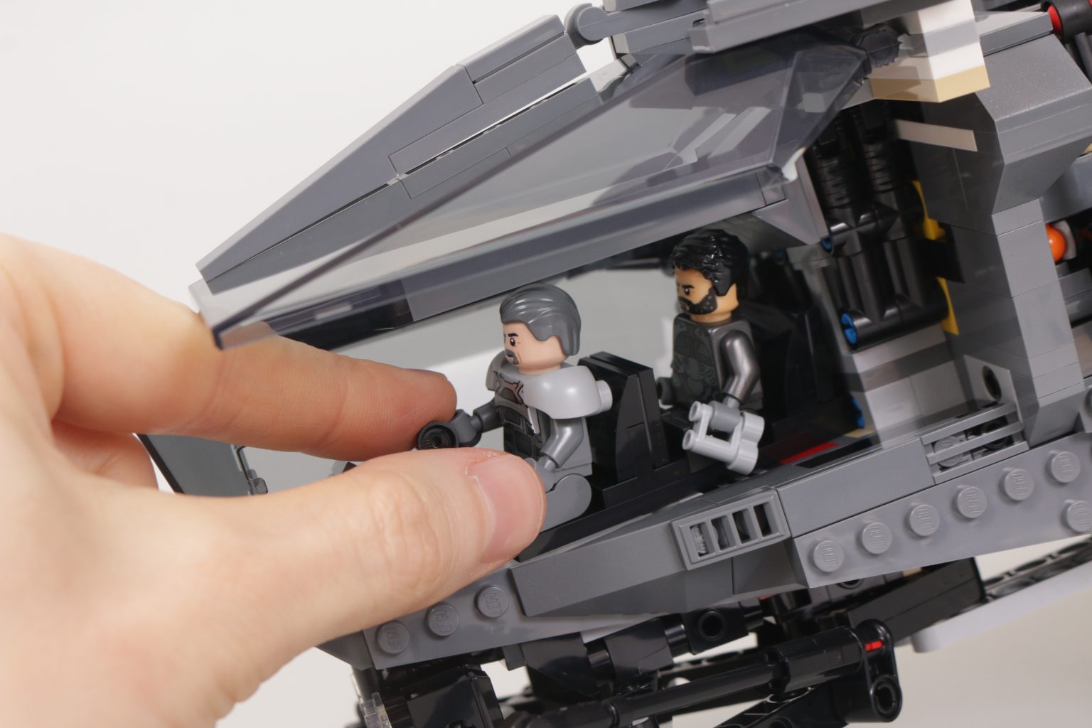 LEGO Icons 10327 Dune Atreides Royal Ornithopter review