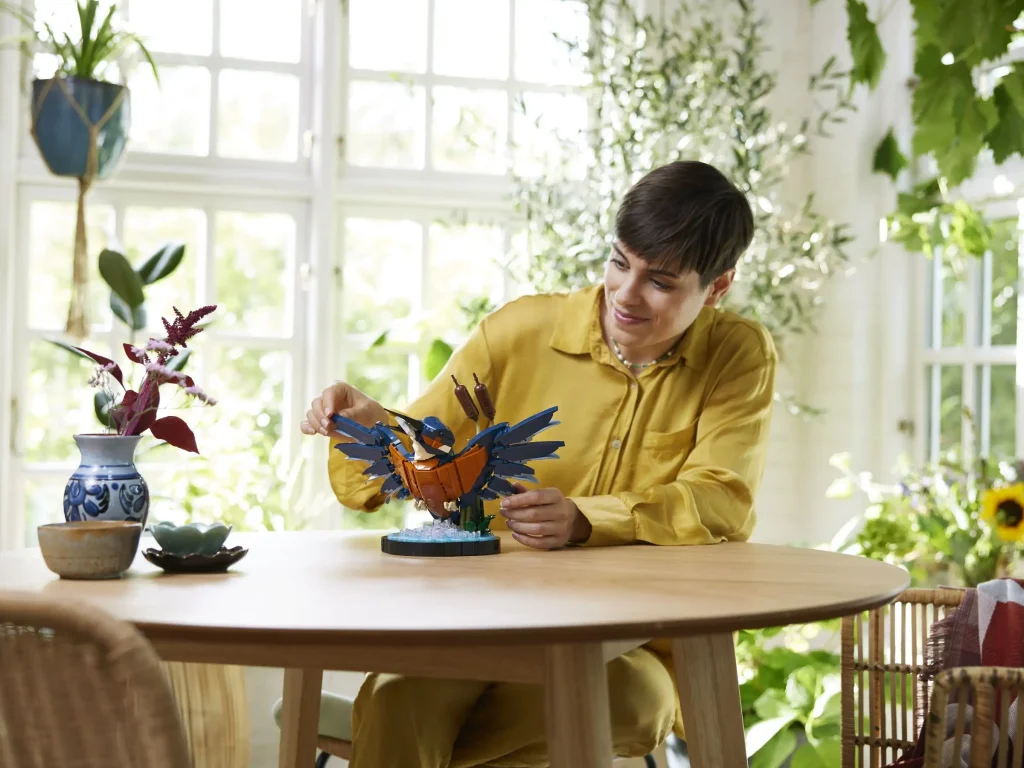 LEGO Icons 10331 Kingfisher officially revealed