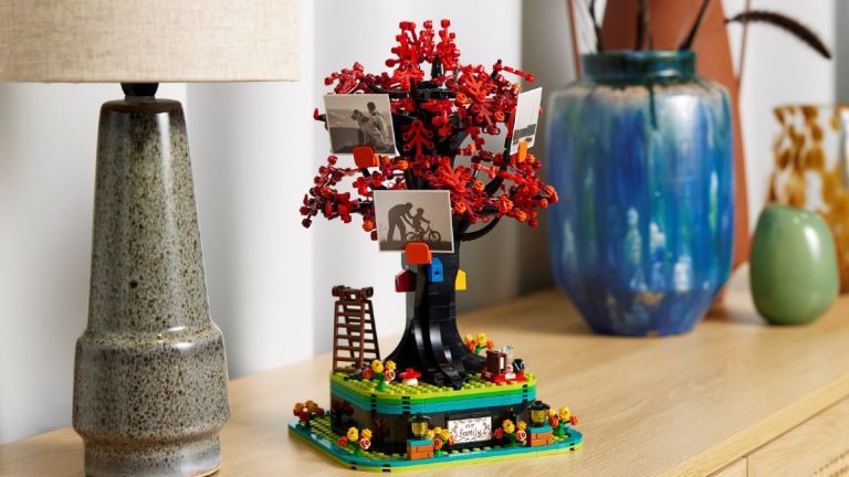 LEGO Ideas 21346 Family Tree designer reveals set’s secrets