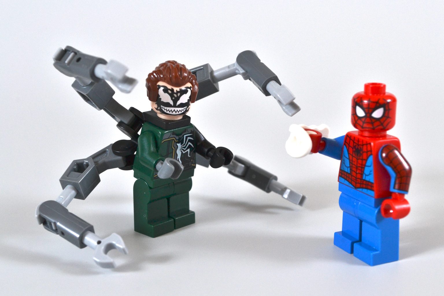 LEGO 76275 Motorcycle Chase: Spider-Man vs. Doc Ock review