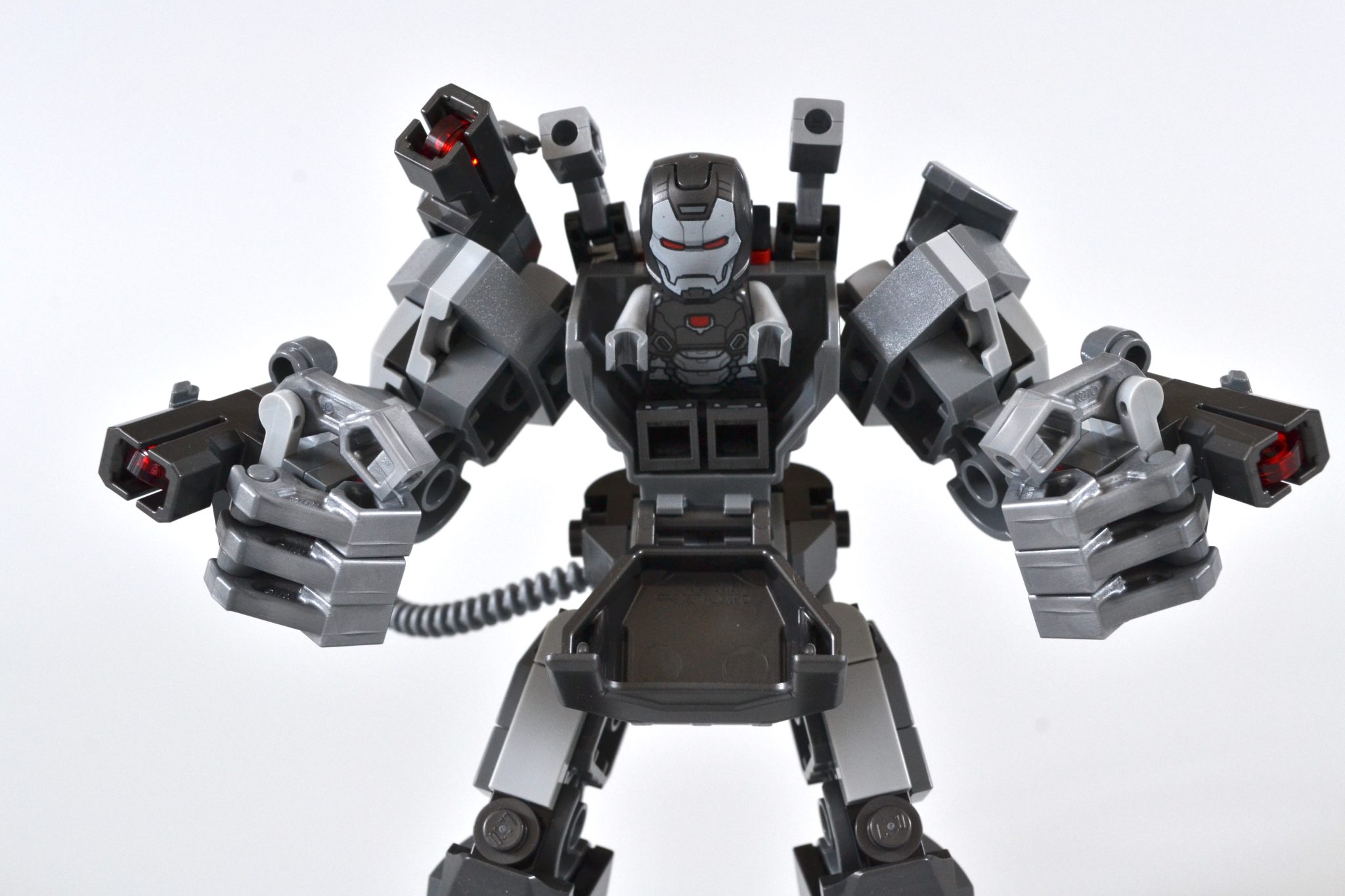 LEGO Marvel 76277 War Machine Mech Armor review