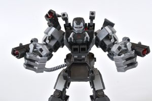 LEGO Marvel 76277 War Machine Mech Armor review