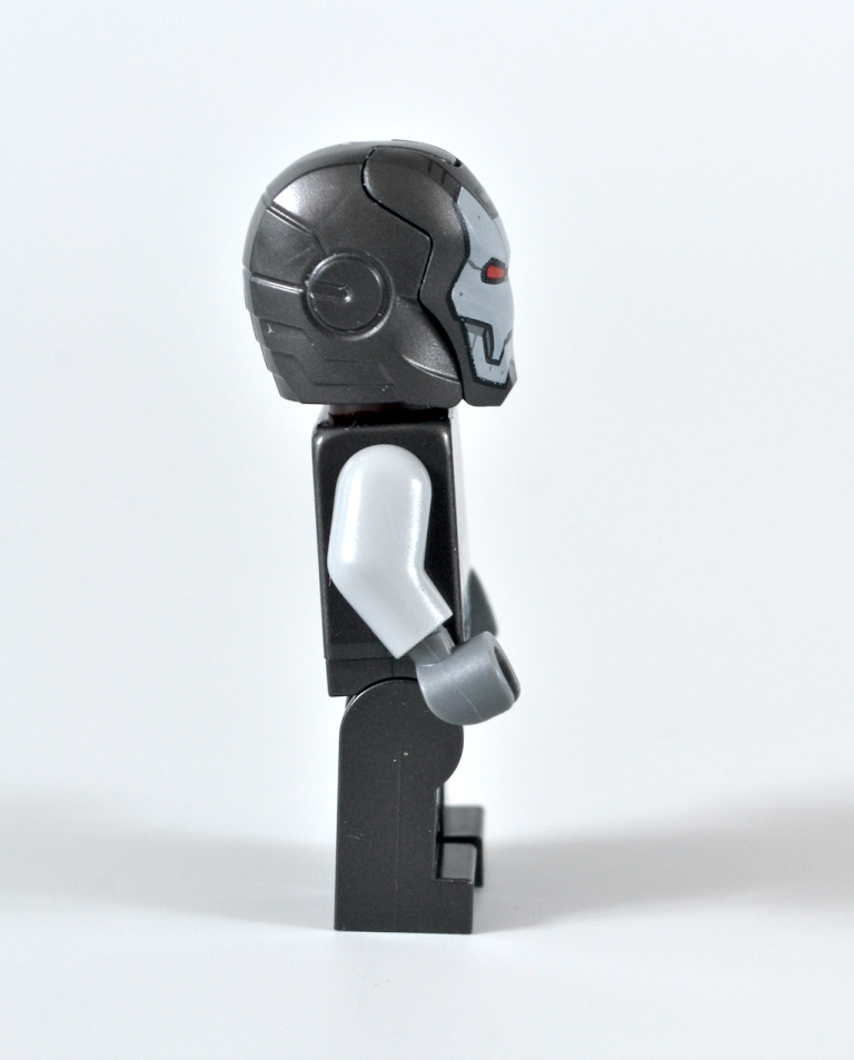 LEGO Marvel 76277 War Machine Mech Armor review
