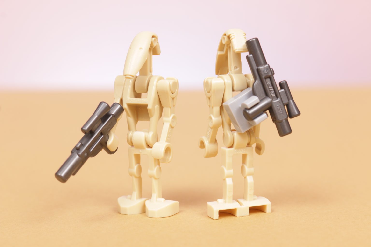Sebgħa mill-aqwa LEGO Star Wars minifigures għall-bini tal-armata