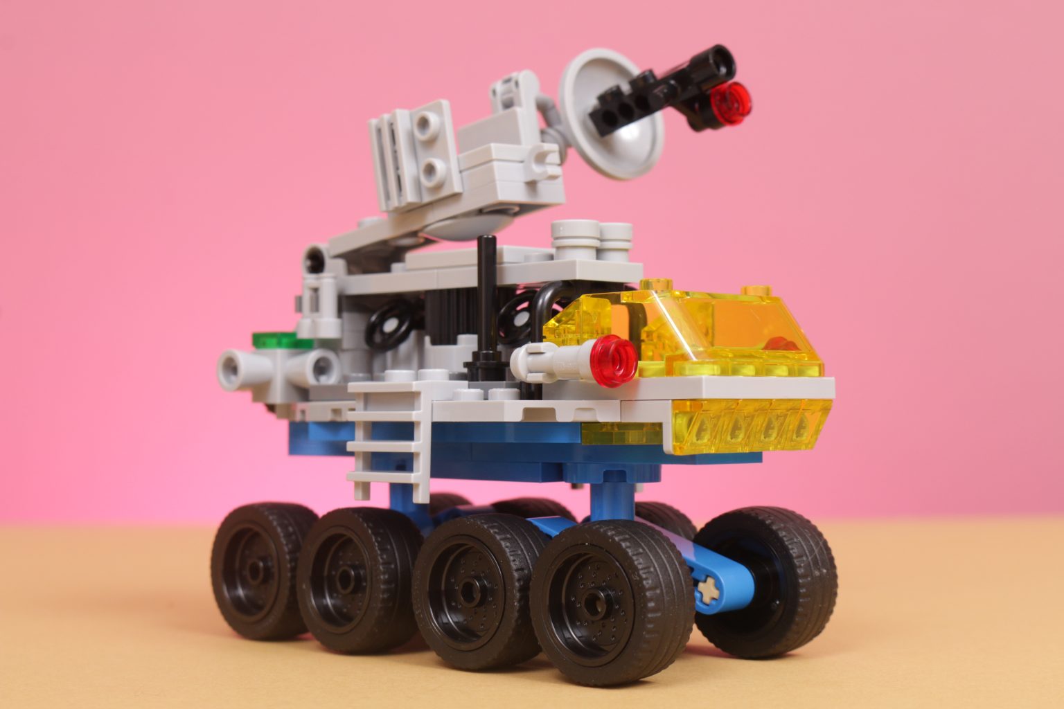 LEGO 40712 Micro Rocket Launchpad gift-with-purchase review