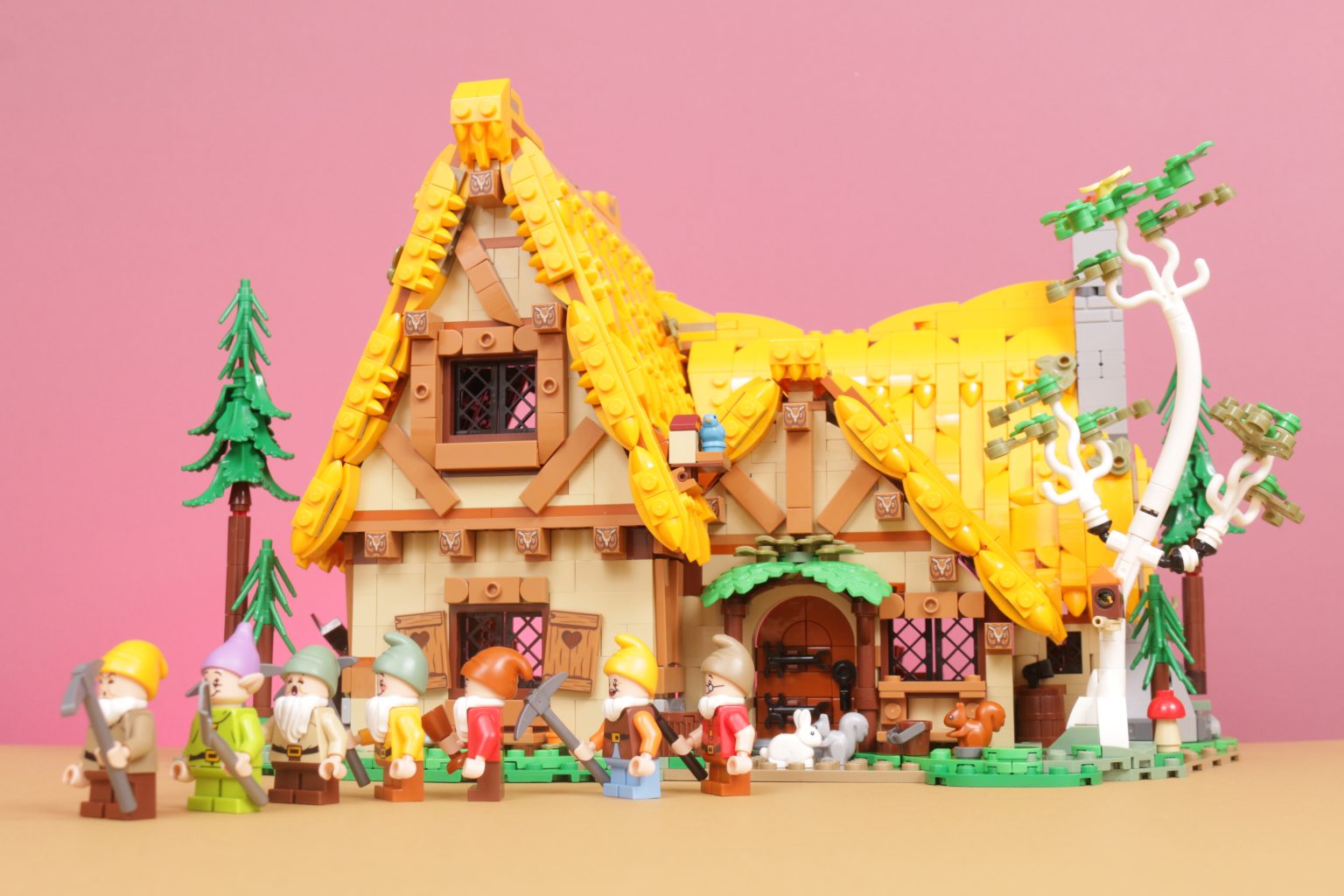 LEGO Disney 43242 Snow White and the Seven Dwarfs’ Cottage review