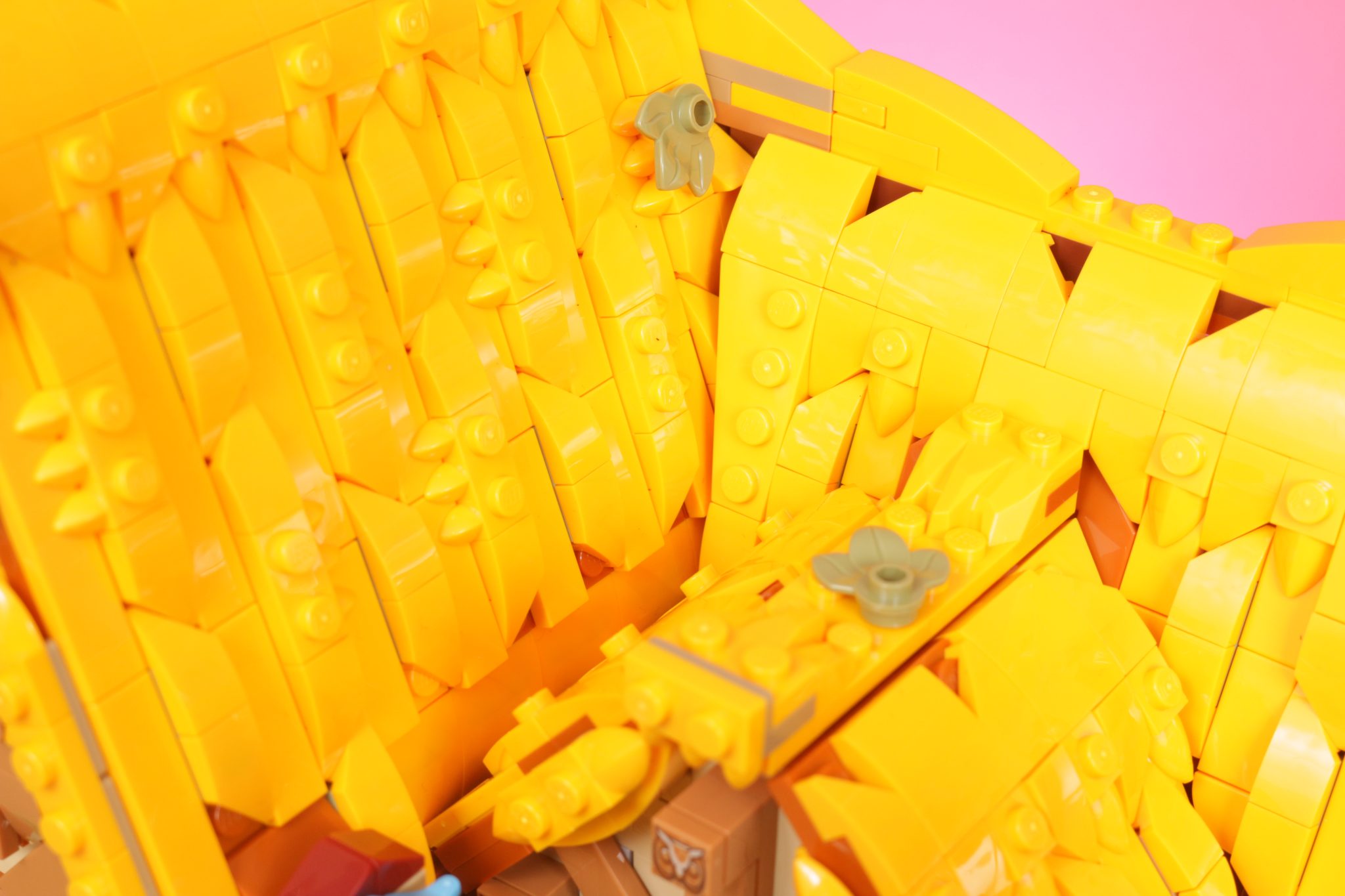 LEGO Disney 43242 Snow White and the Seven Dwarfs’ Cottage review