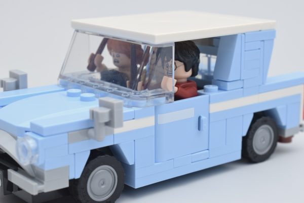LEGO Harry Potter 76424 Flying Ford Anglia review