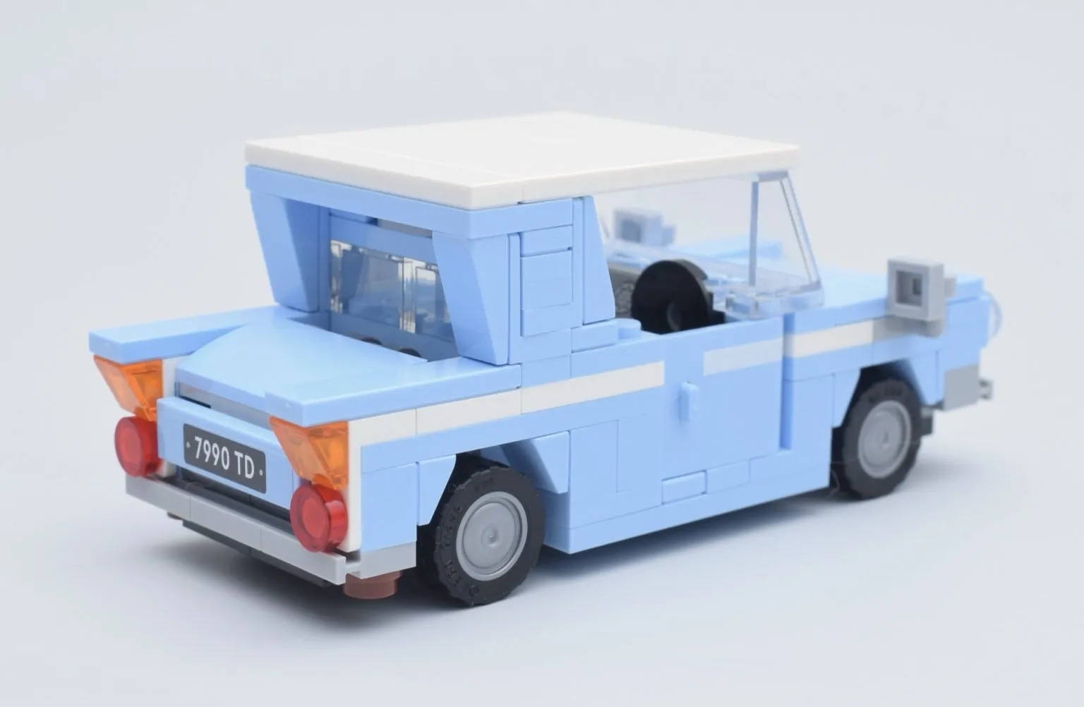 LEGO Harry Potter 76424 Flying Ford Anglia review
