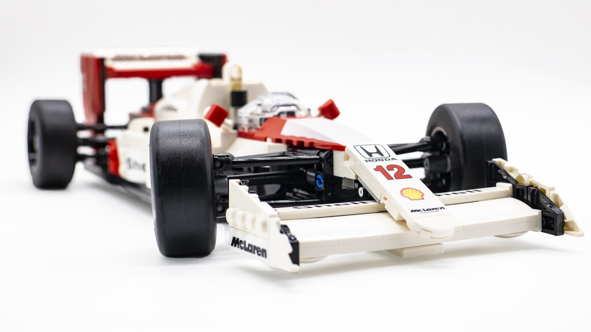 Don’t forget: you can win four LEGO March 2024 F1 sets with Brick Fanatics