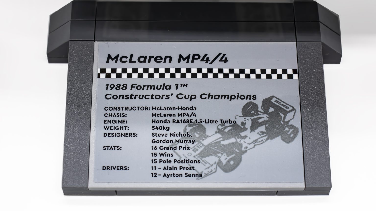 LEGO Icons 10330 McLaren MP4/4 & Ayrton Senna review