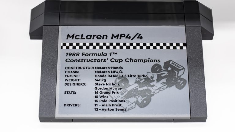 LEGO Icons 10330 McLaren MP4/4 & Ayrton Senna review