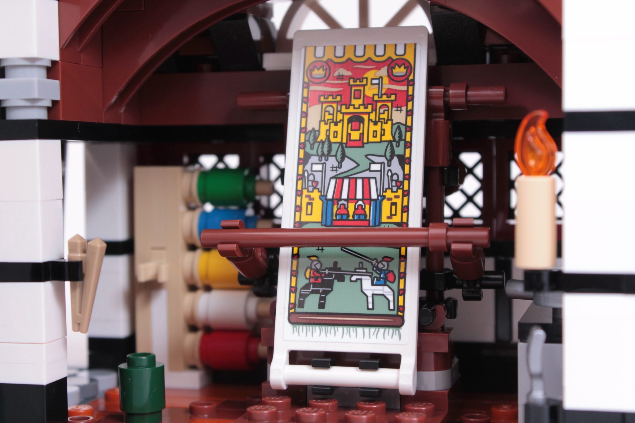 Before you buy: LEGO Icons 10332 Medieval Town Square