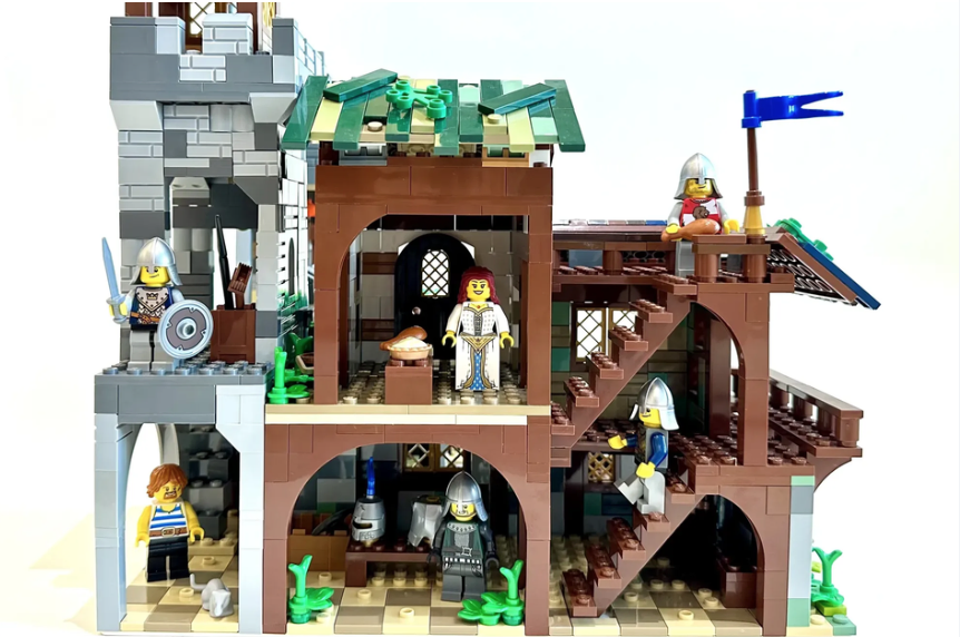 LEGO Ideas Medieval Inn by the Gatehouse hits the 10k mark