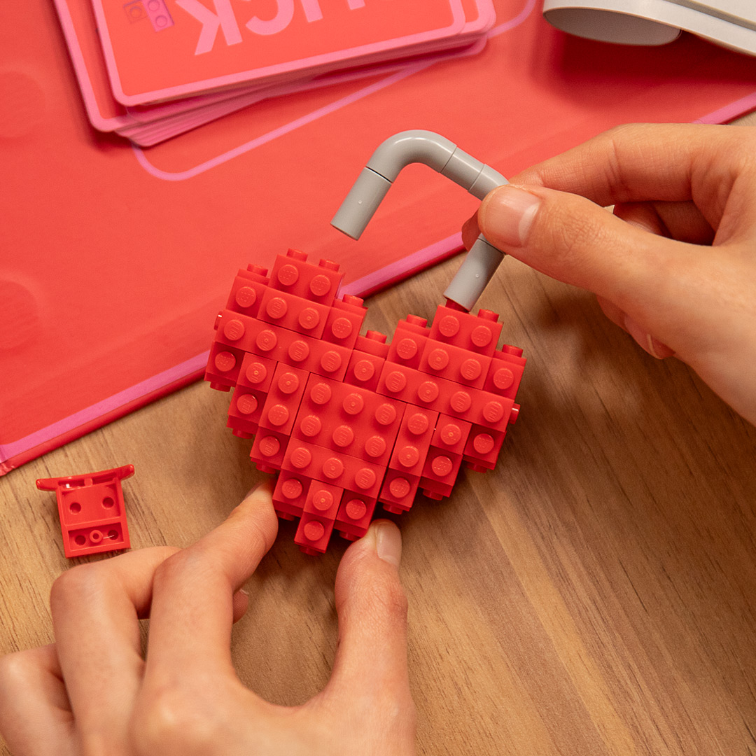 LEGO reveals exclusive ‘Brick Date’ GWP for Valentine’s Day