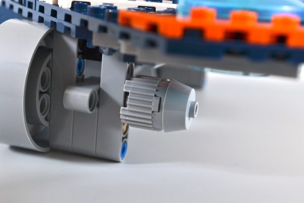 LEGO Marvel 76278 Rocket’s Warbird vs. Ronan review