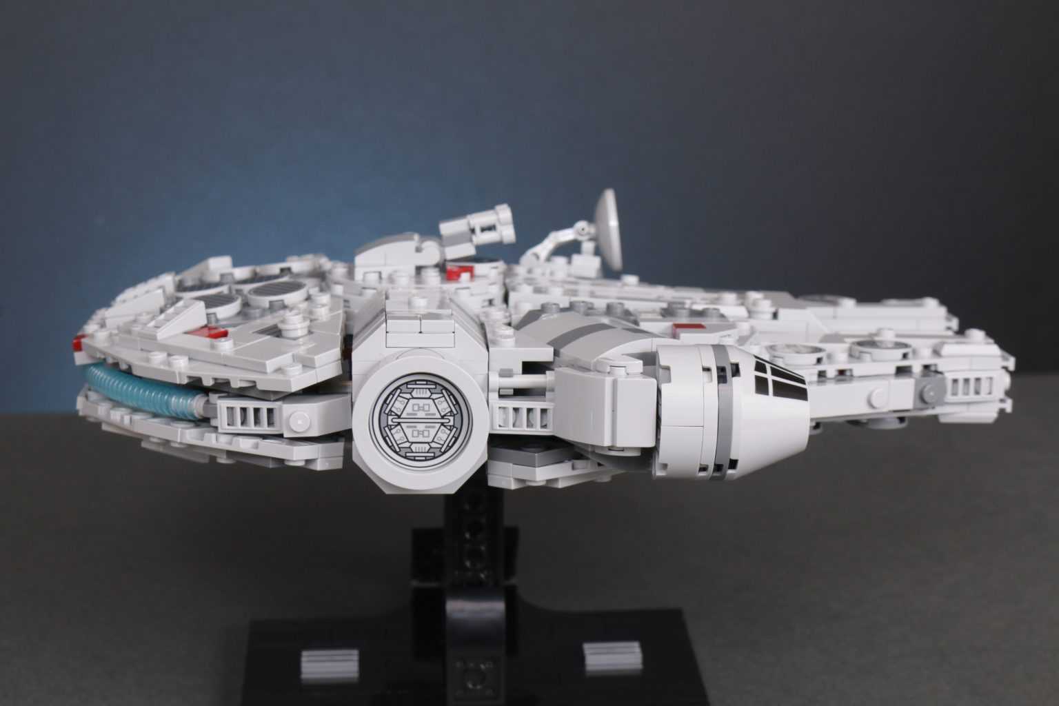 LEGO Star Wars 75375 Millennium Falcon review