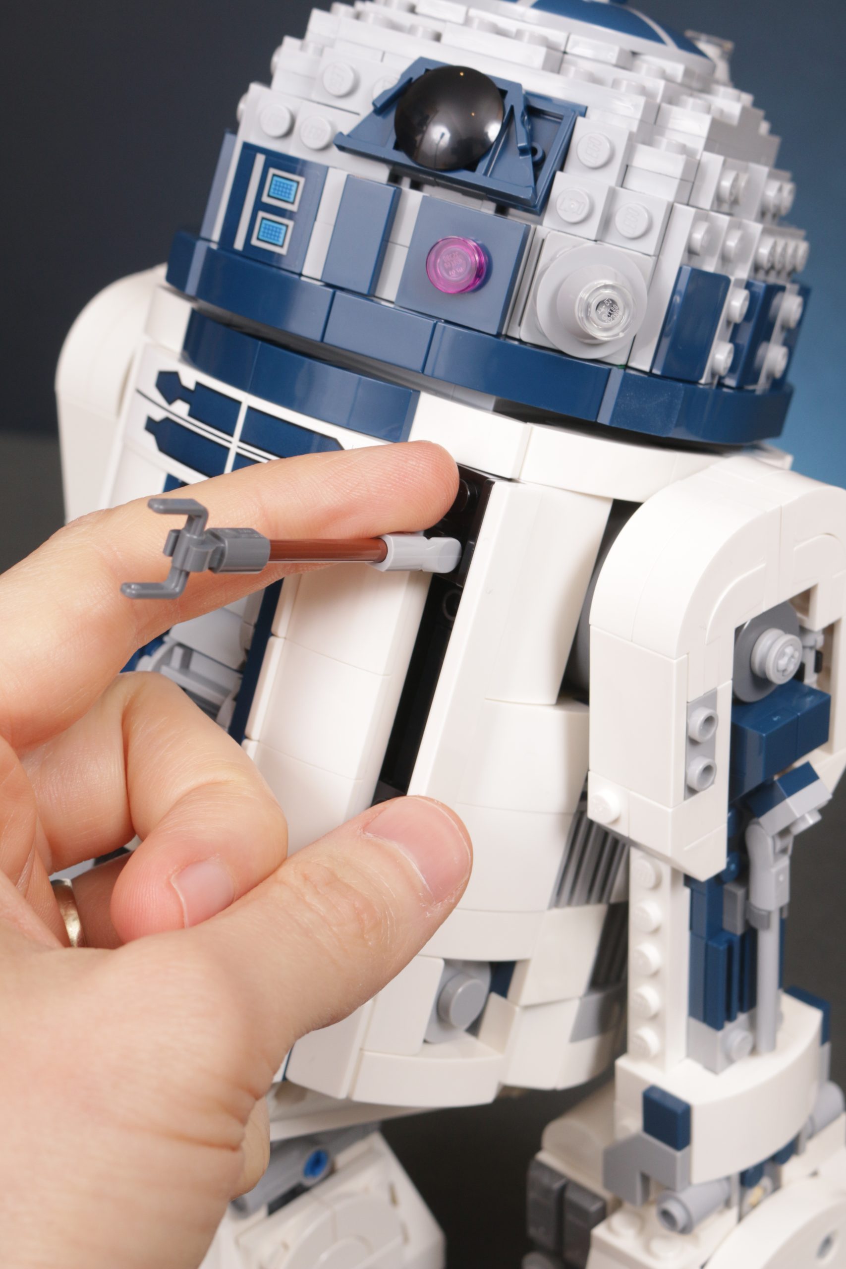 LEGO Star Wars 75379 R2-D2 review