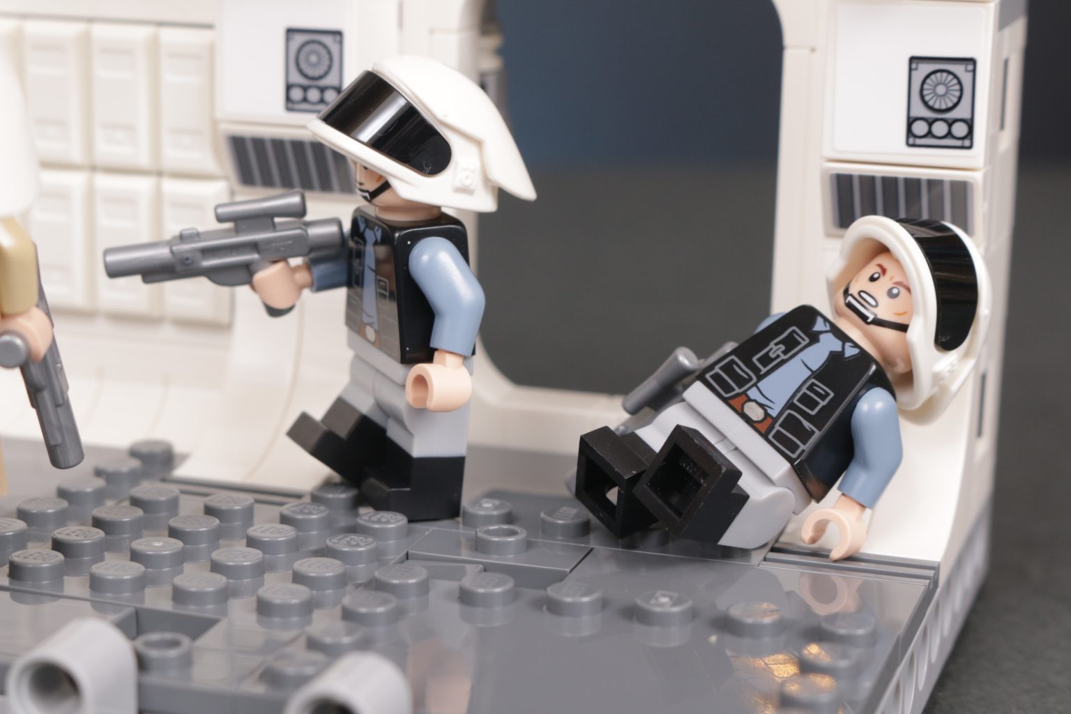 LEGO Star Wars 75387 Boarding the Tantive IV review