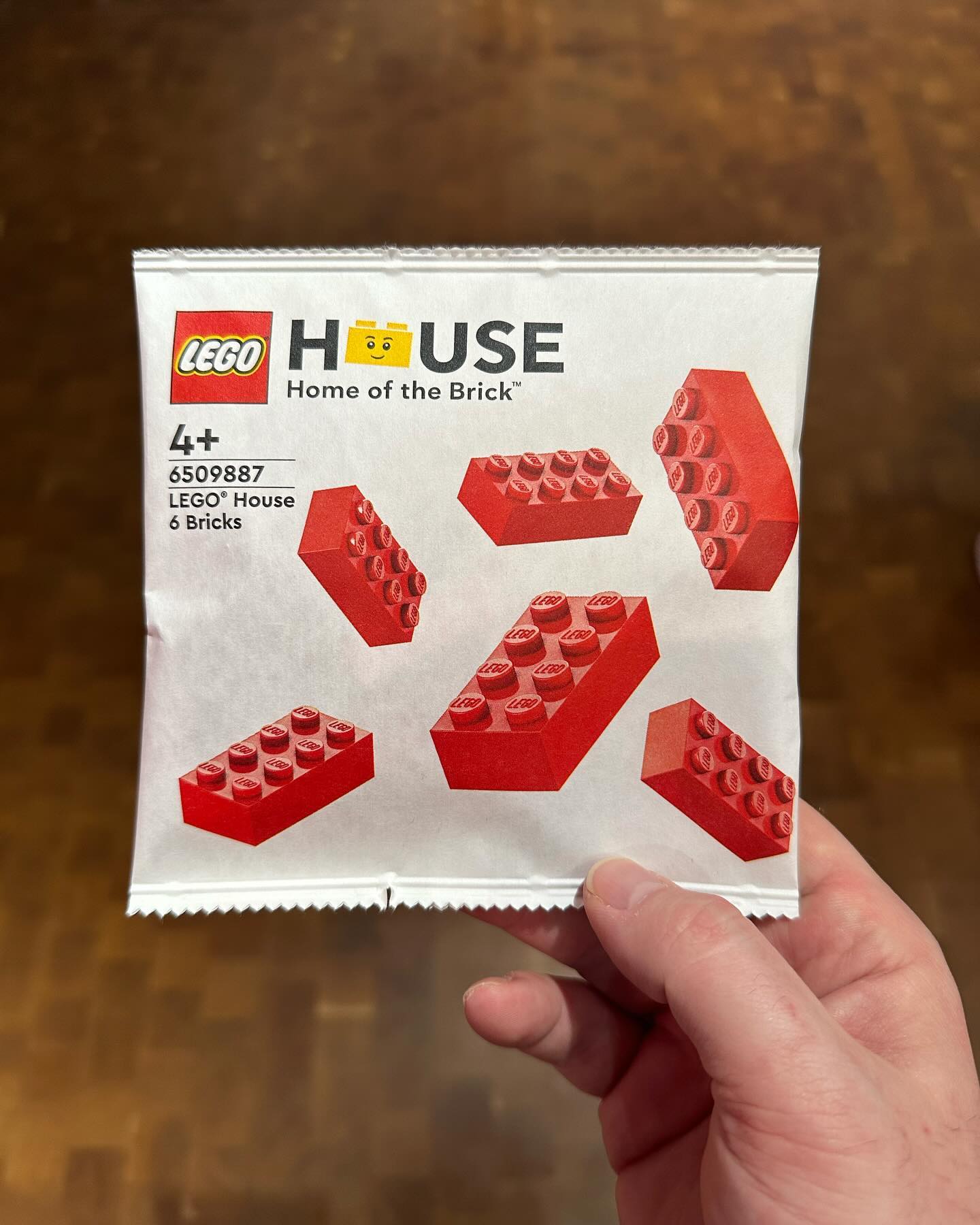 LEGO House free bricks finally switch to paper packaging