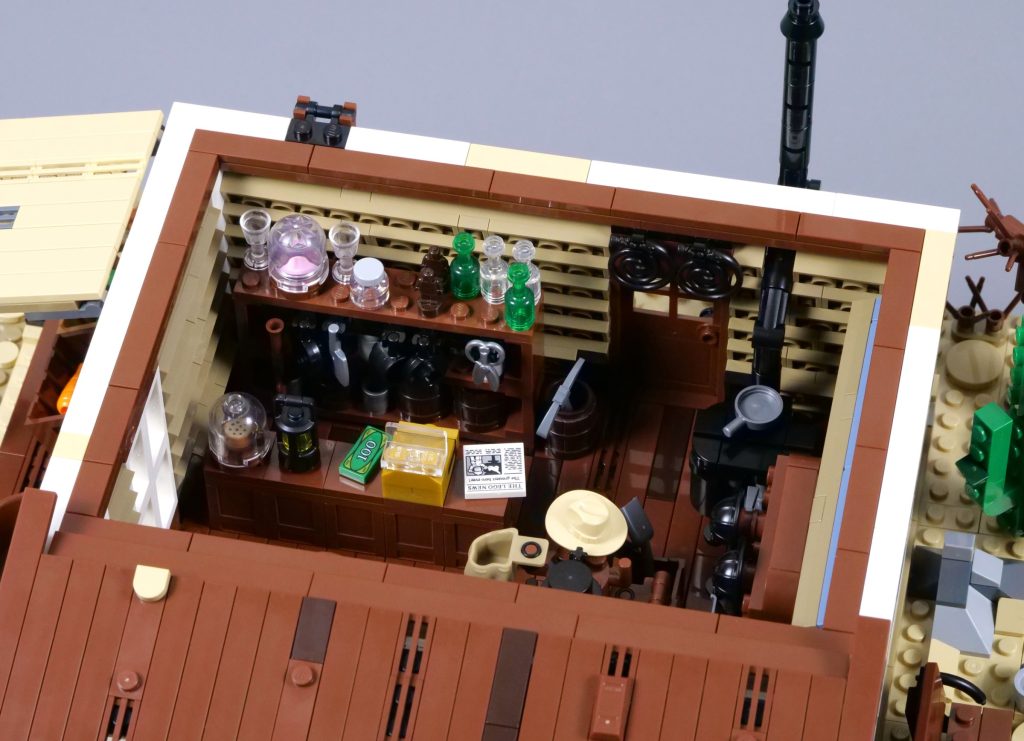 Final reviews for LEGO BrickLink Designer Program Series 1 sets appear