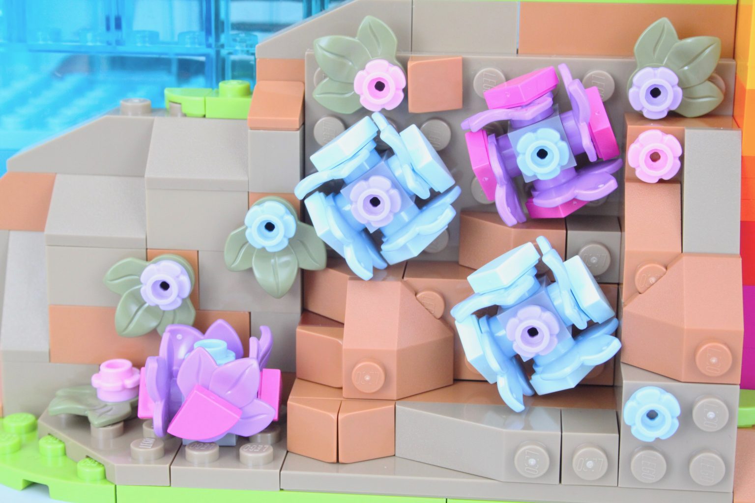 LEGO Friends 42639 Andrea's Modern Mansion review