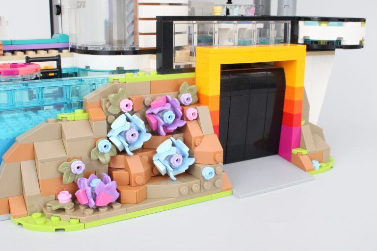 LEGO Friends 42639 Andrea's Modern Mansion review