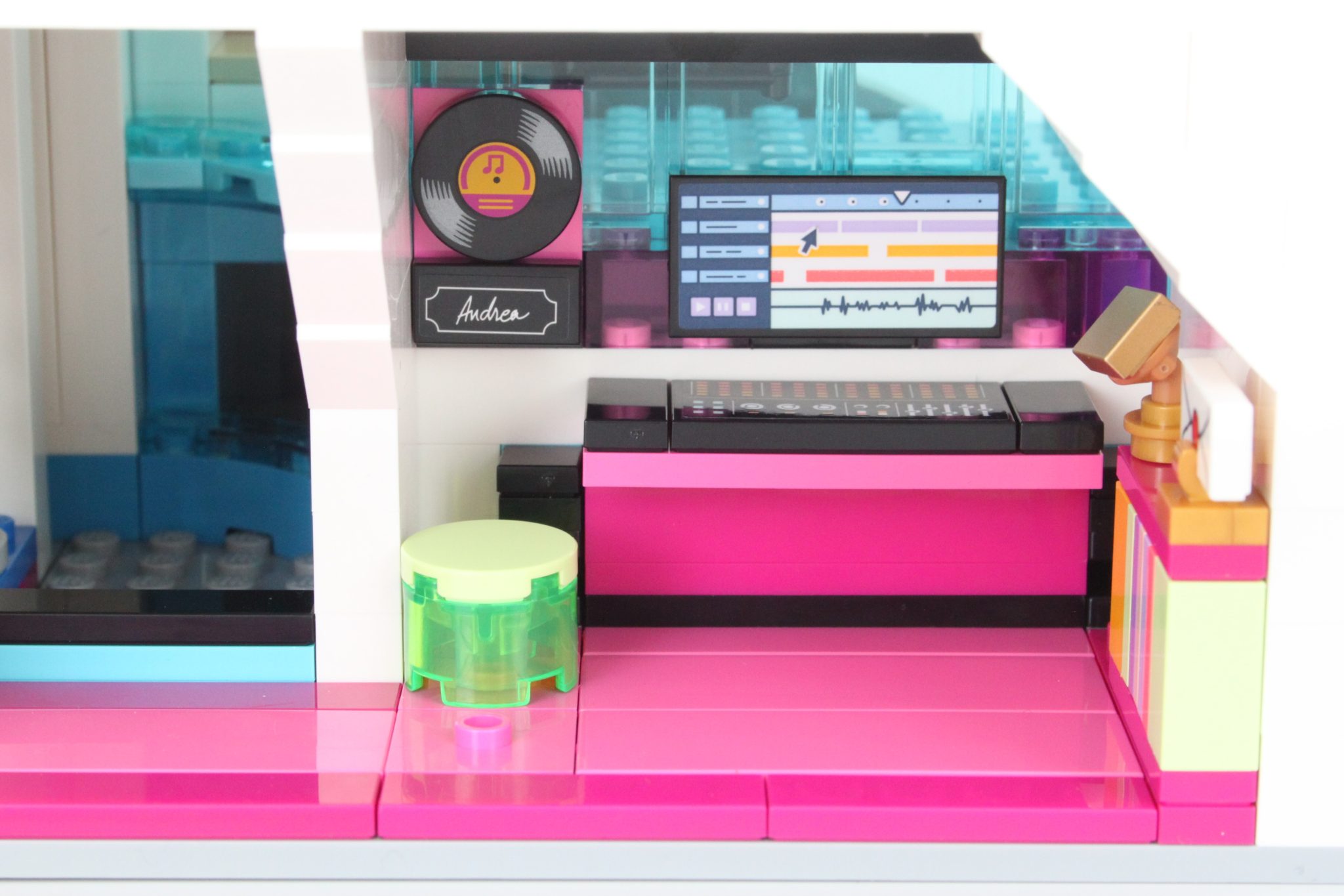 LEGO Friends 42639 Andrea's Modern Mansion review