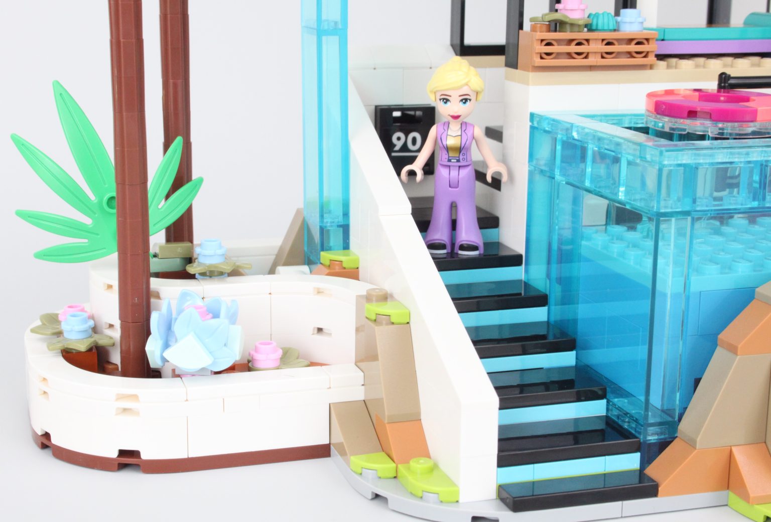 LEGO Friends 42639 Andrea's Modern Mansion review