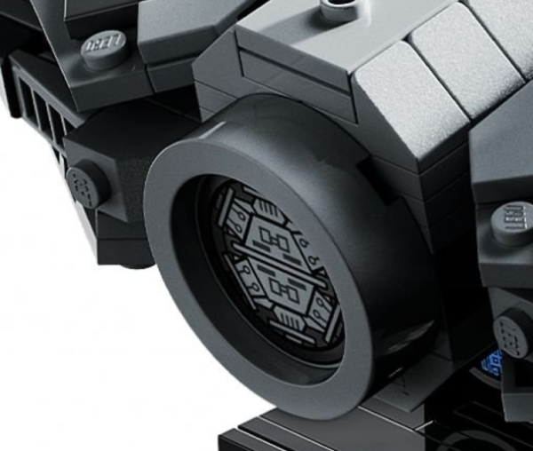 LEGO Star Wars 75375 Millennium Falcon midi-scale comparison