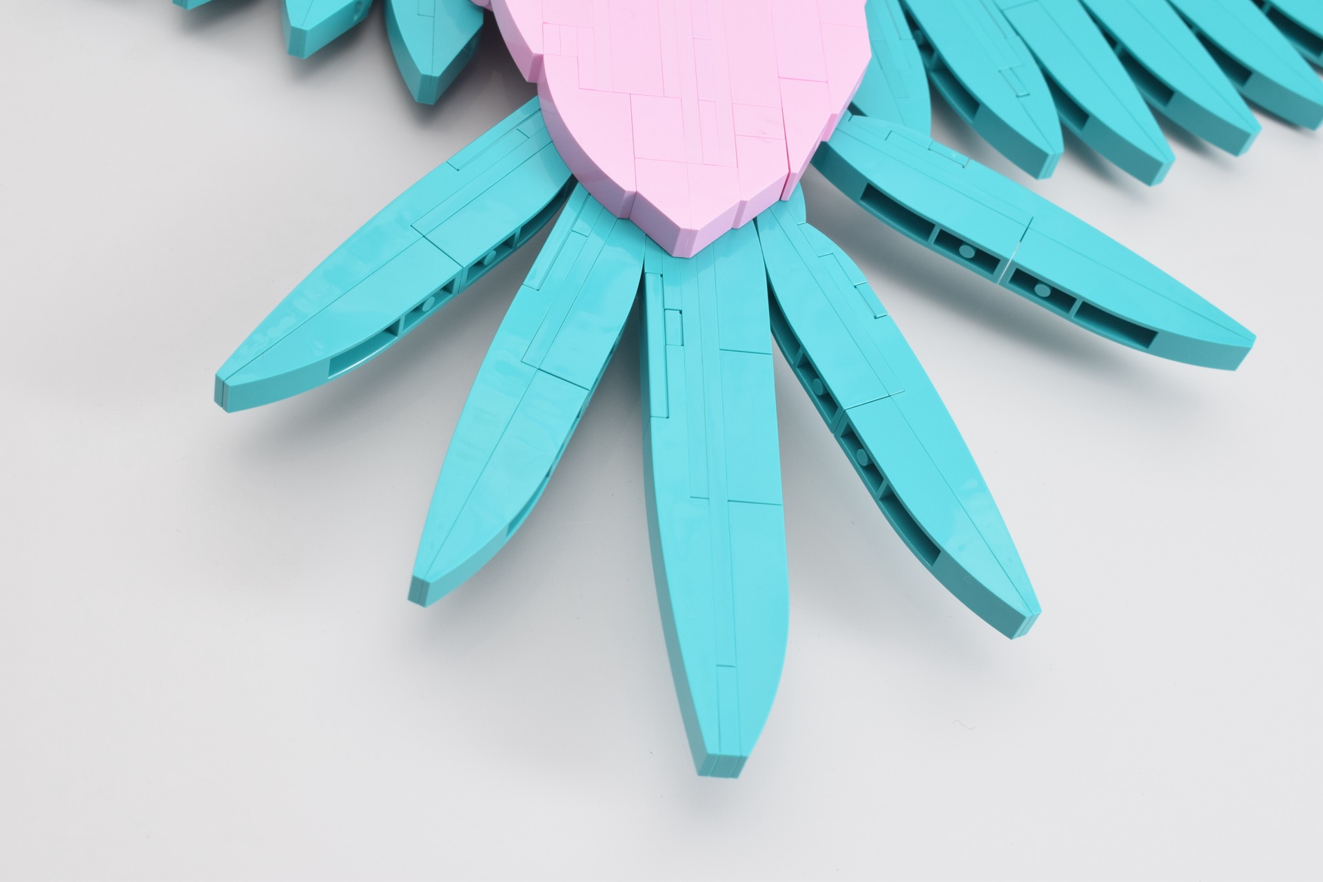 LEGO Art 31211 Macaw Parrots review