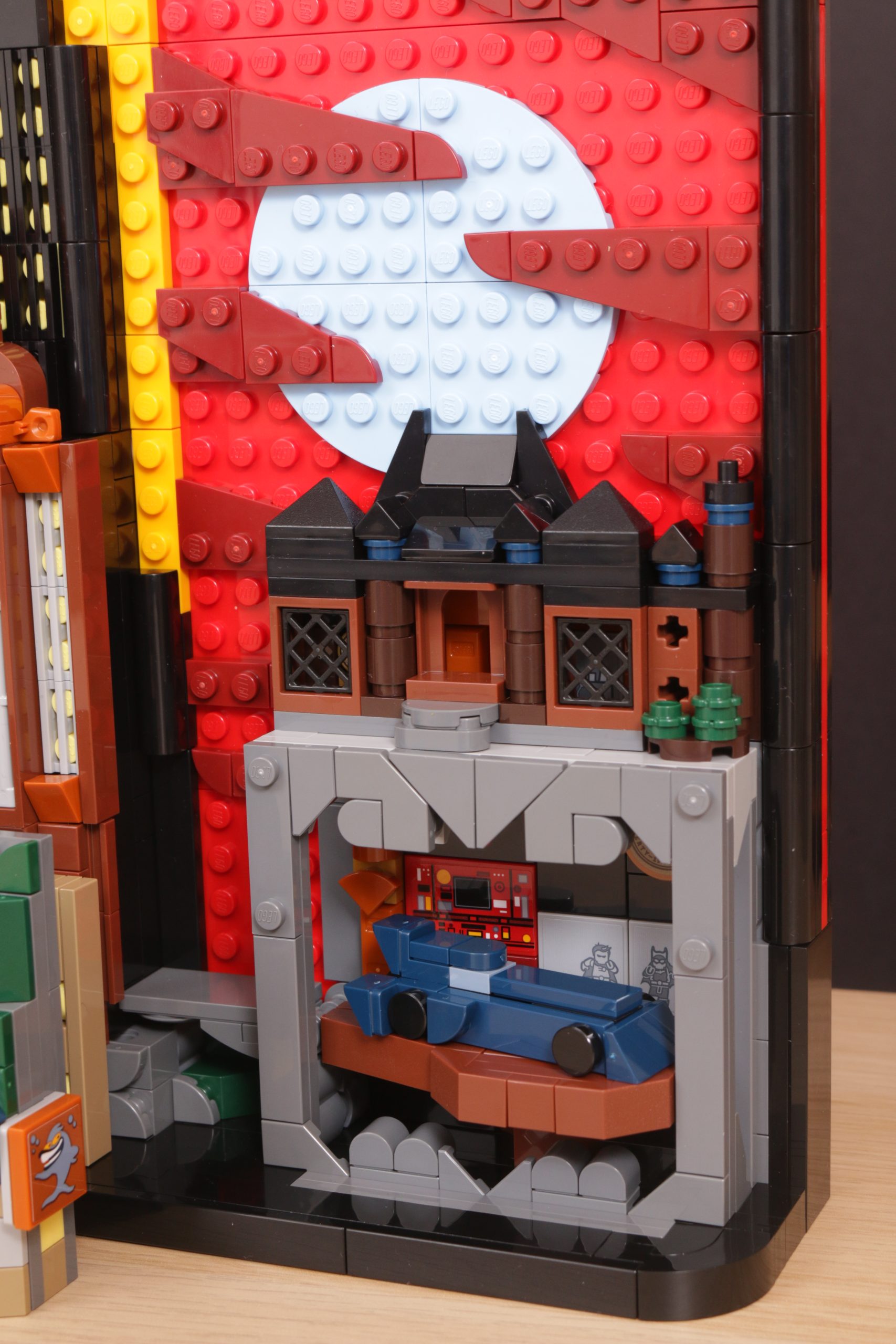 LEGO 76271 Batman: The Animated Series Gotham City review