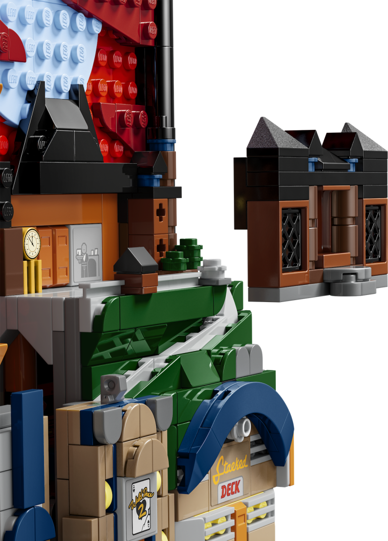 LEGO 76271 Batman: The Animated Series Gotham City visual tour and gallery