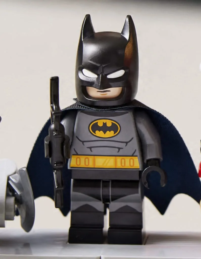 How exclusive will LEGO DC 76271 Batman Gotham City’s minifigures be in ...