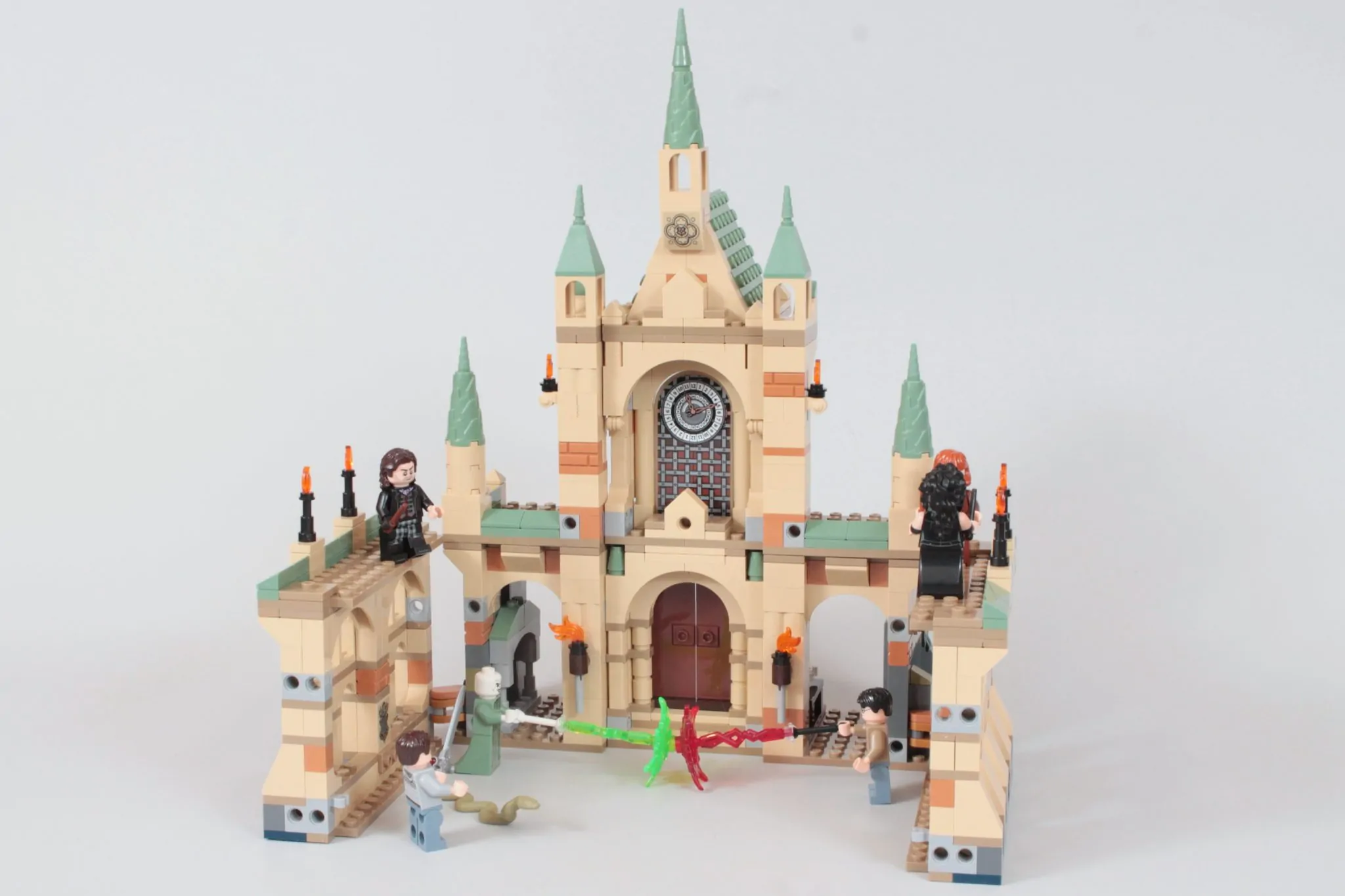 LEGO’s Battle of Hogwarts is a clever approach to what could have been ...