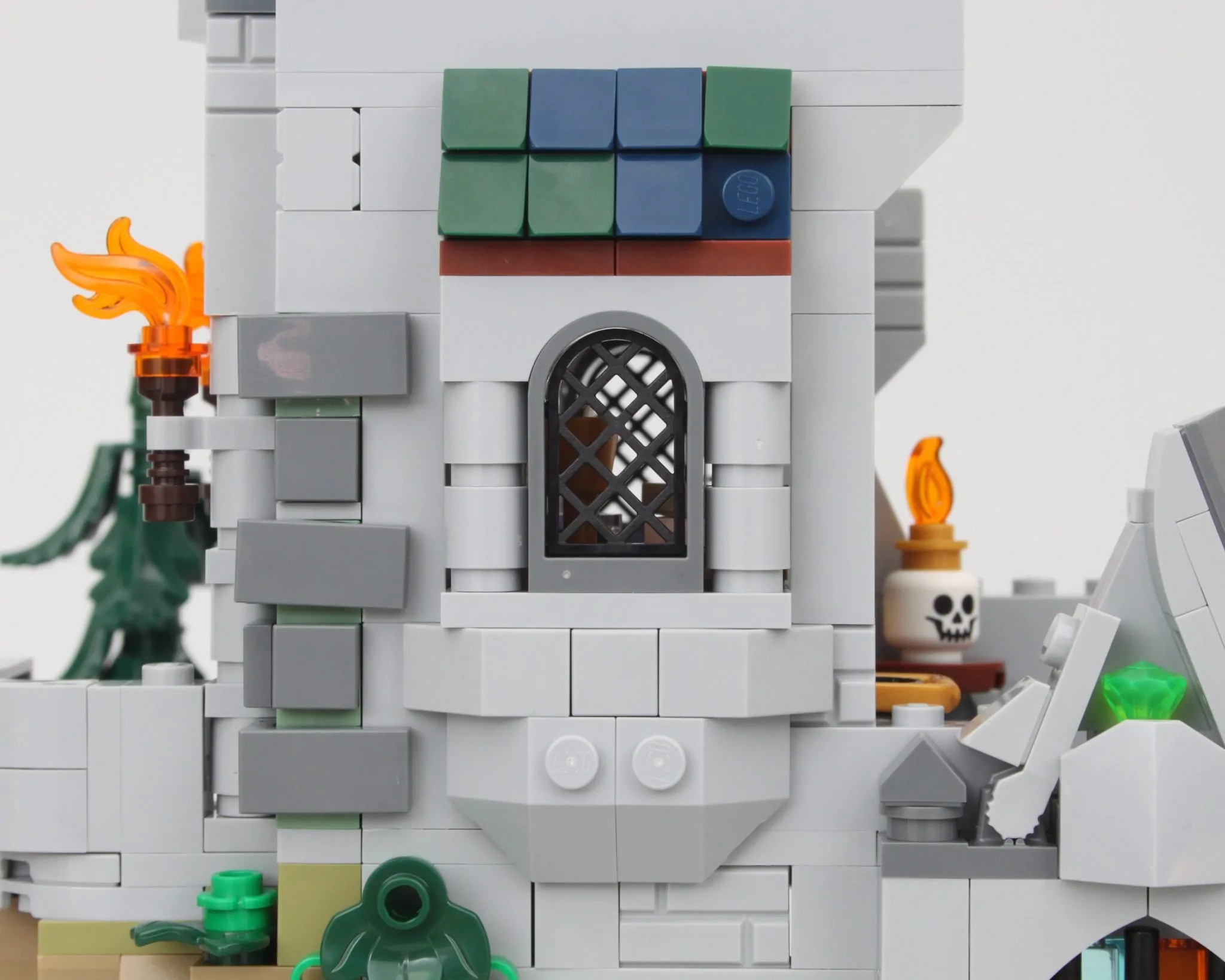 LEGO 21348 Dungeons & Dragons: Red Dragon's Tale review