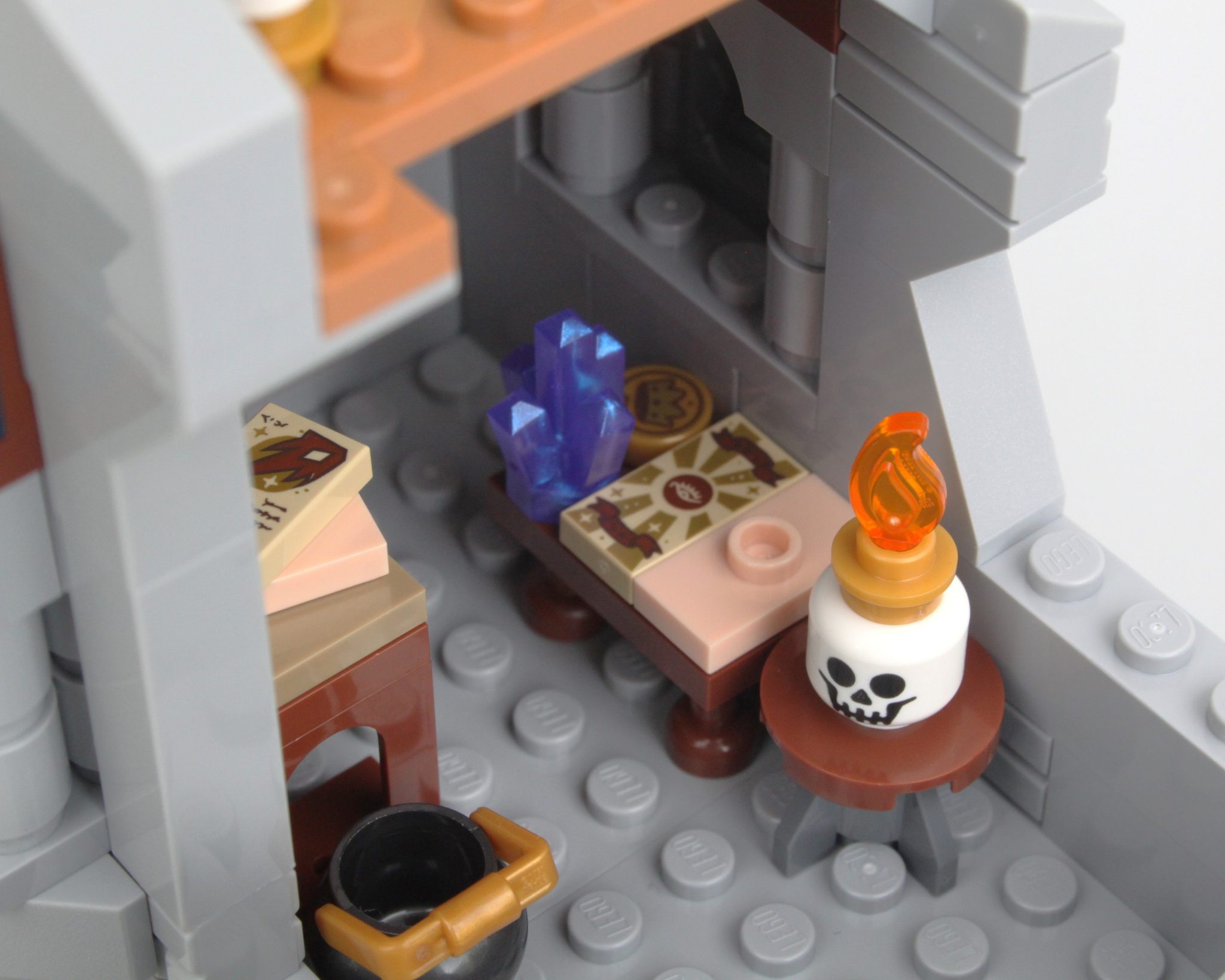 LEGO 21348 Dungeons & Dragons: Red Dragon's Tale review