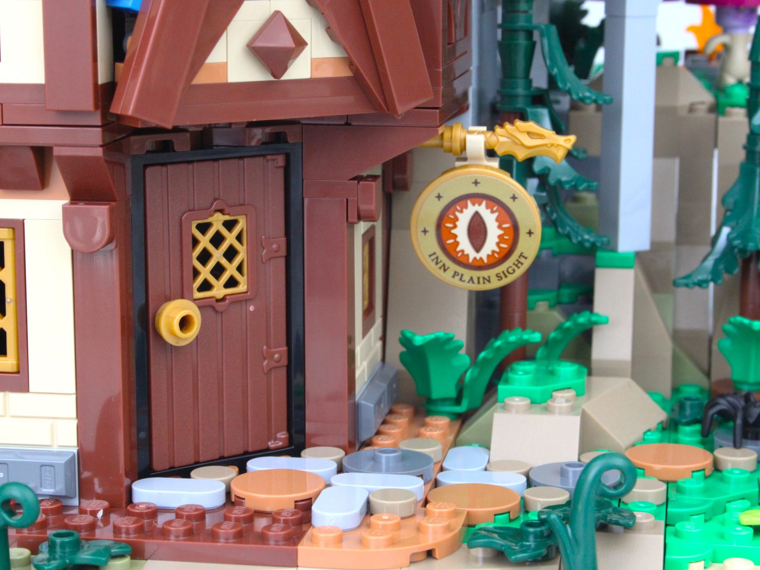 LEGO 21348 Dungeons & Dragons: Red Dragon's Tale review