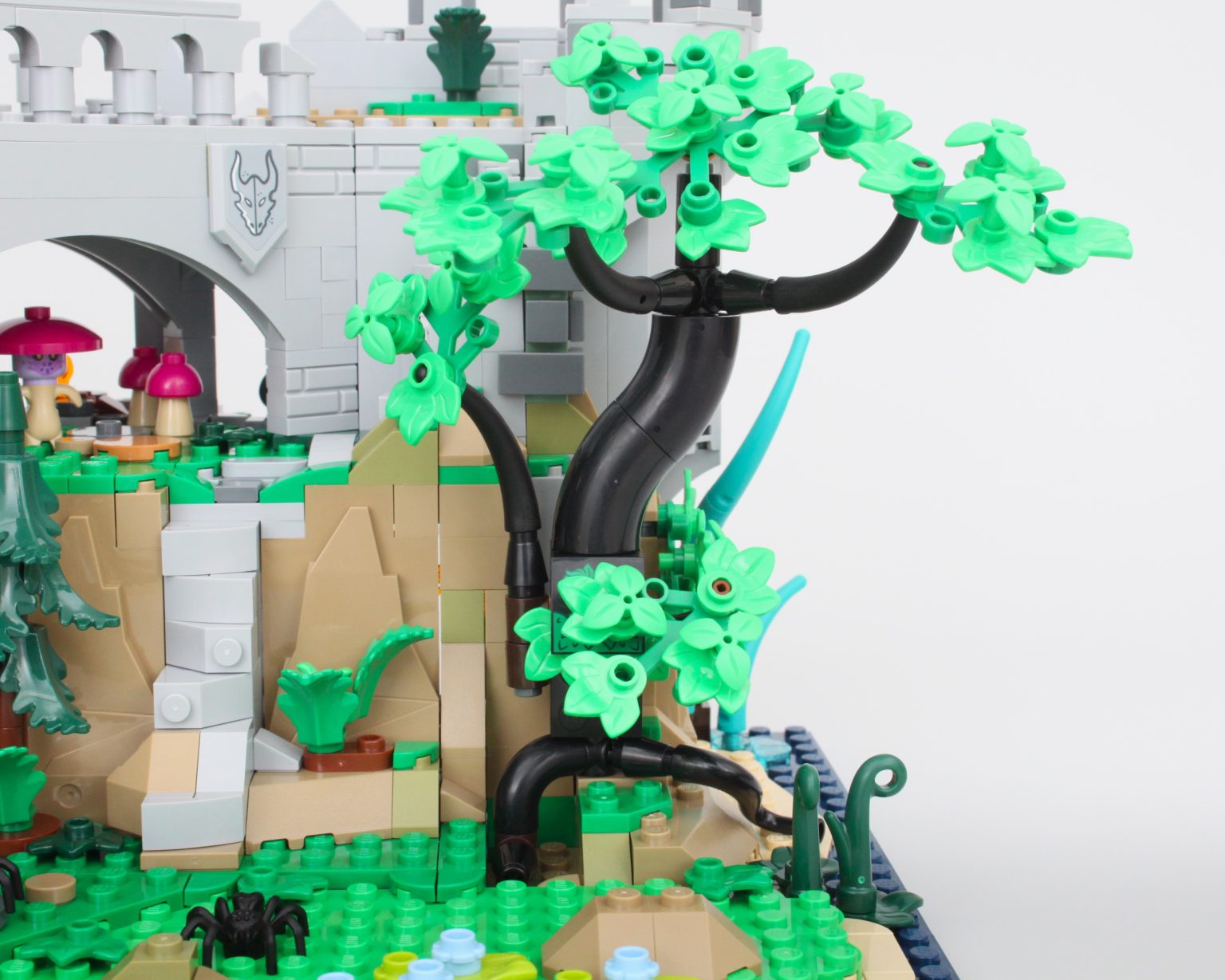 LEGO 21348 Dungeons & Dragons: Red Dragon's Tale review