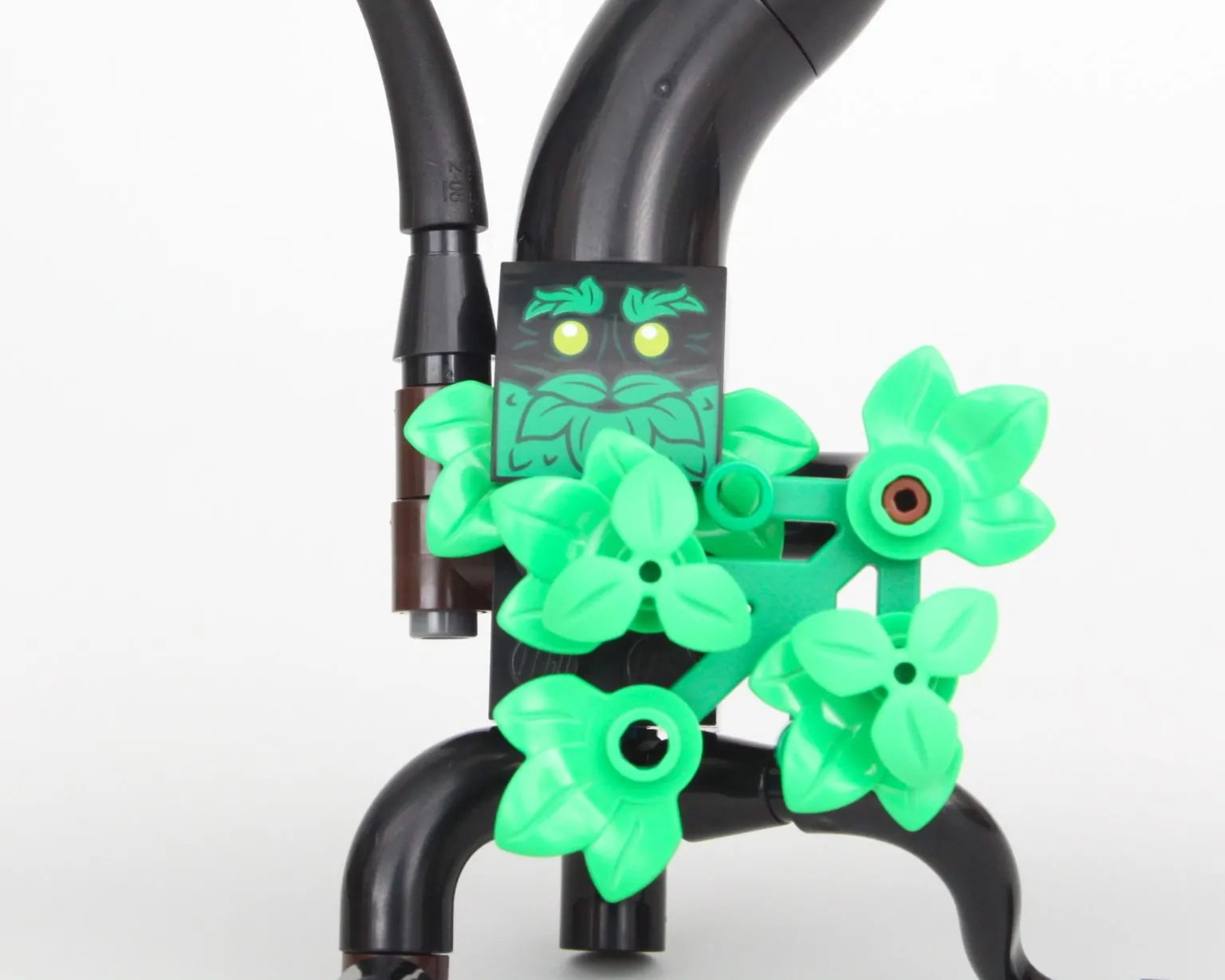 LEGO 21348 Dungeons & Dragons: Red Dragon's Tale review