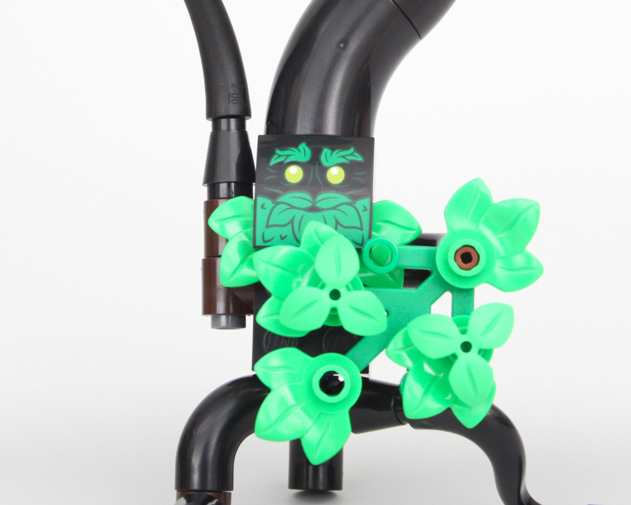 LEGO 21348 Dungeons & Dragons: Red Dragon's Tale review