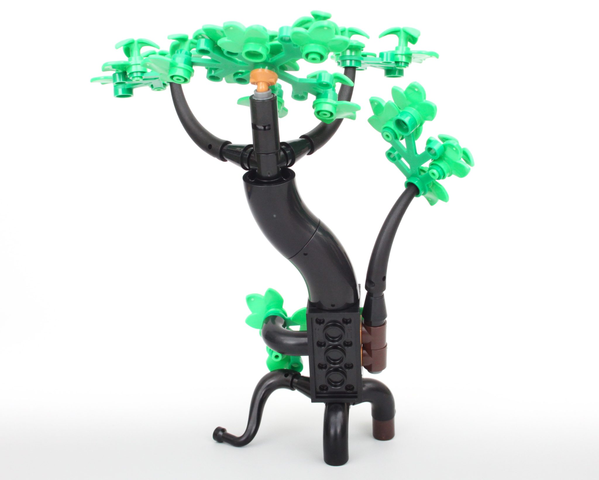 LEGO 21348 Dungeons & Dragons: Red Dragon's Tale review