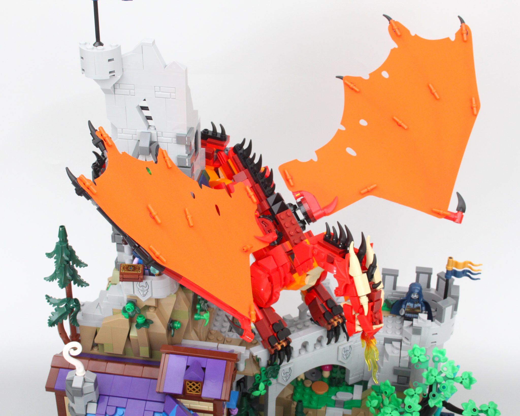 LEGO 21348 Dungeons & Dragons: Red Dragon's Tale review