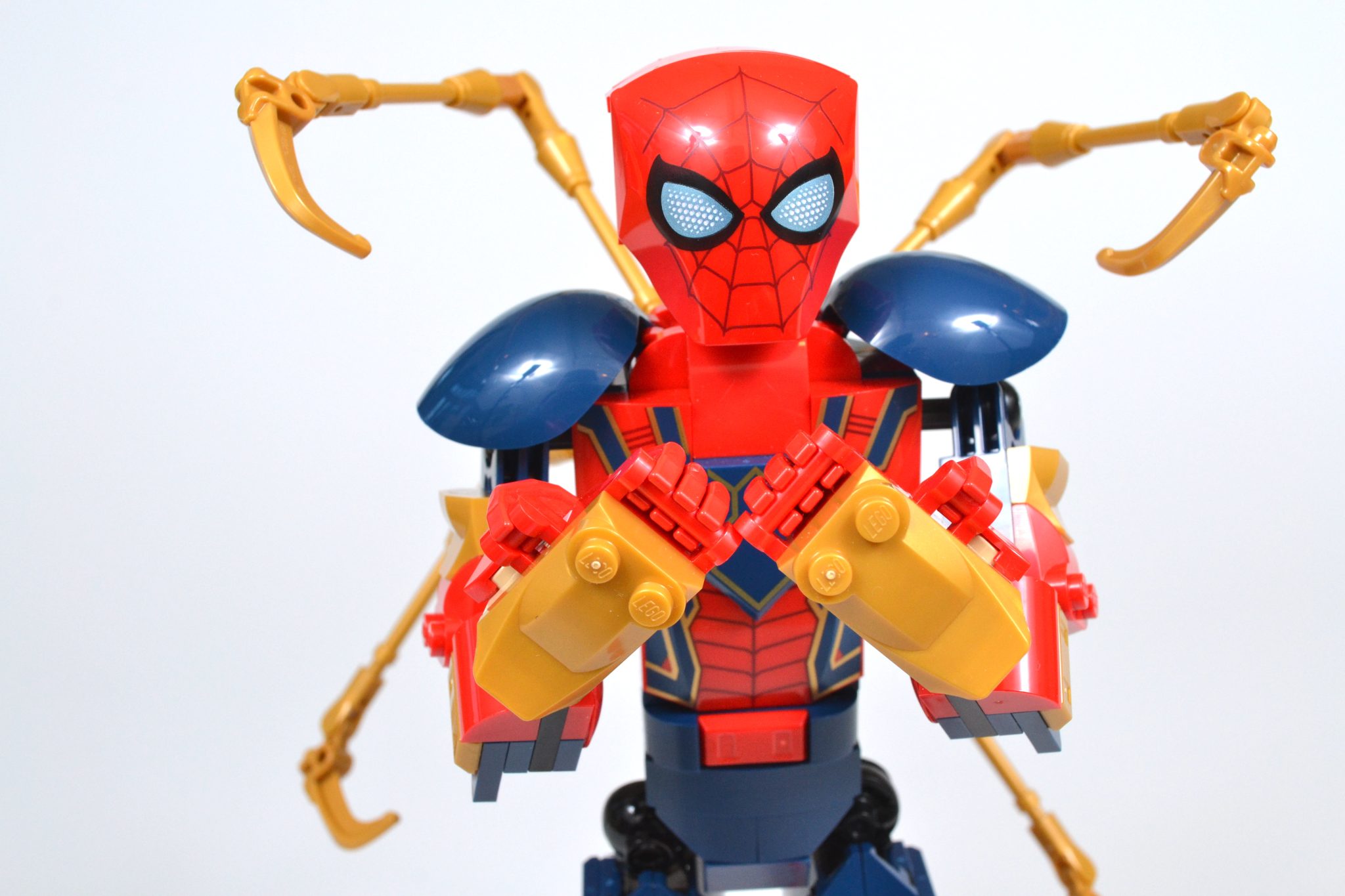 LEGO Marvel 76298 Iron Spider-Man Construction Figure review