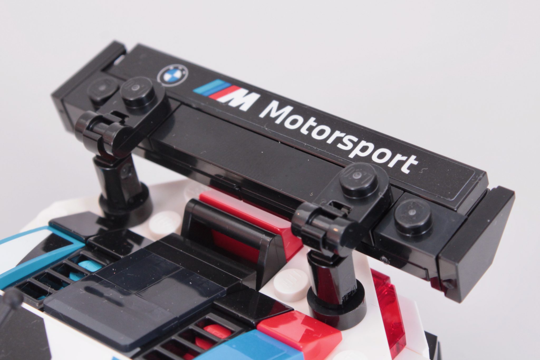 LEGO Speed Champions 76922 BMW M4 GT3 & BMW M Hybrid V8 review